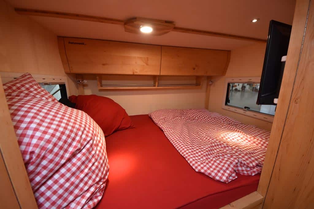 Holzmobil-Wohnmobil: Alles aus Holz - Reisemobil International