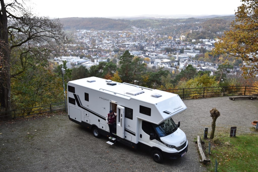 Phoenix Maxi-Alkoven 8300 STX: Das kann der Luxus-Alkoven