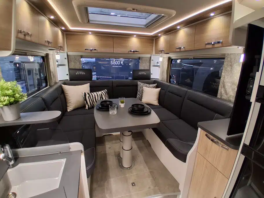Luxusliner auf Sprinter: Frankia I 7400 Plus Platin Pure Final Edition ...